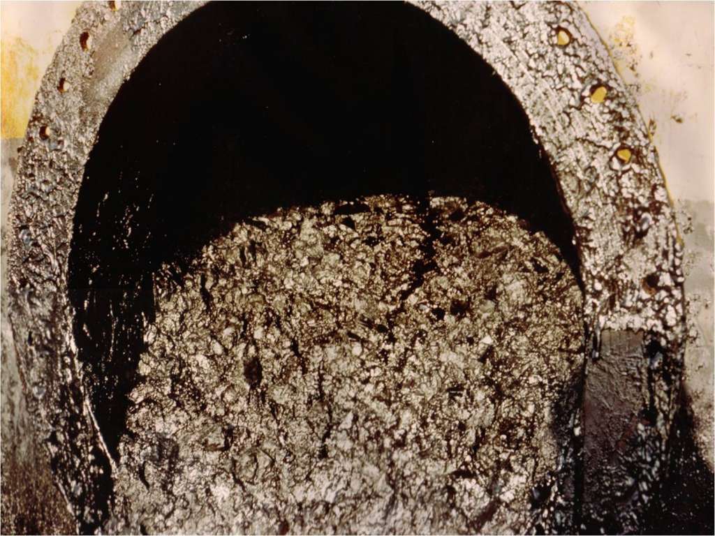 Desludging & Cleaning Crude Oil Storage Tanks - Natreat